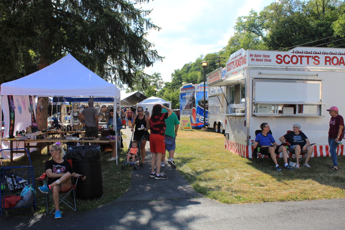 Riverfest continues today | News, Sports, Jobs - The Express